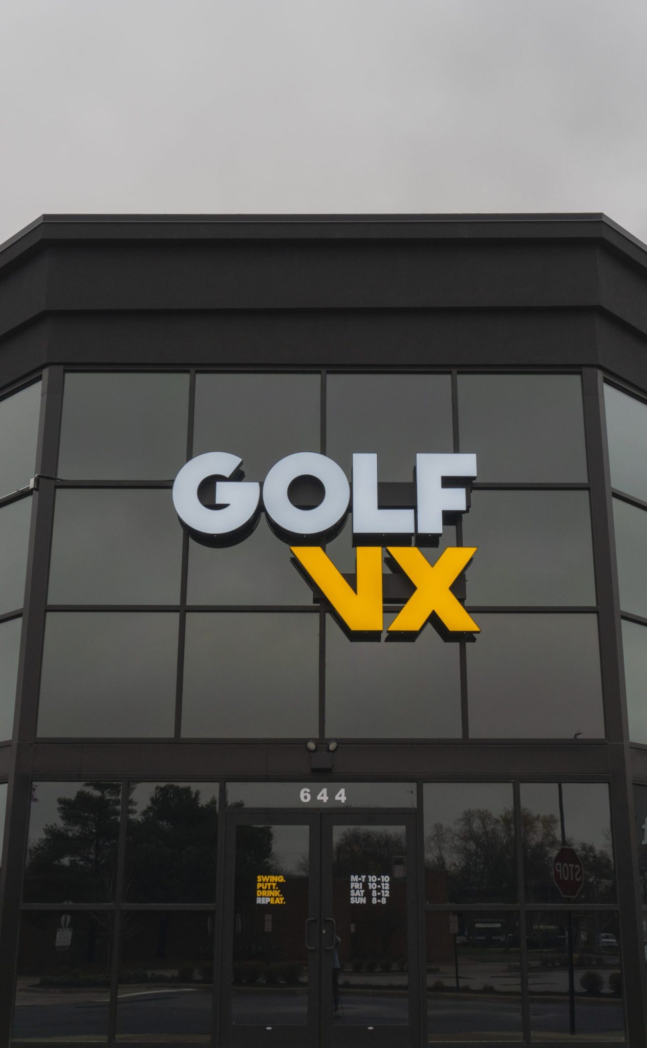 Best Indoor Golf Simulators for Home or Business | Golf VX
